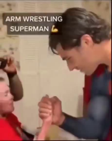 ARM WRESTLING SUPERMAN - iFunny