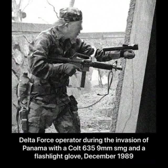 Delta Force operator during the invasion of Panama with a Colt 635 smg ...