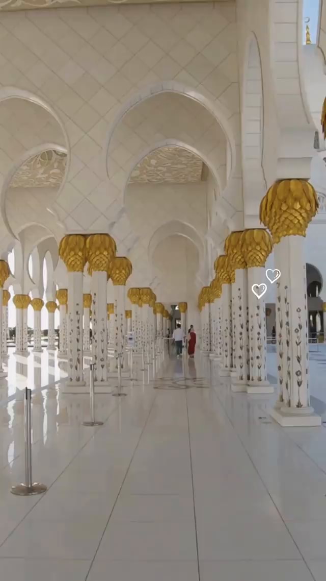 A breathtaking symbol of unity, culture, and faith. Sheikh Zayed Grand ...