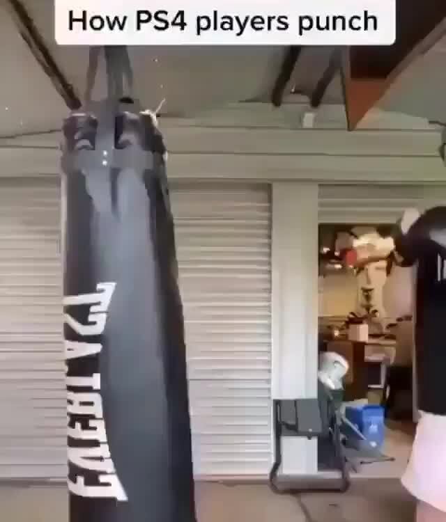 How PS4 players punch - iFunny