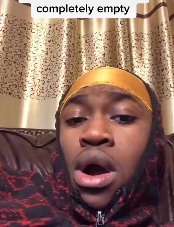 Place on earth that is completely empty - PP completely Lil - iFunny