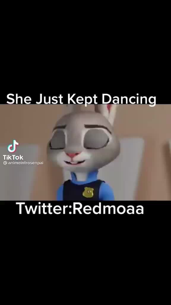 She Just Kept Dancing ra TikTOk at Twitter-Redmoaa - iFunny
