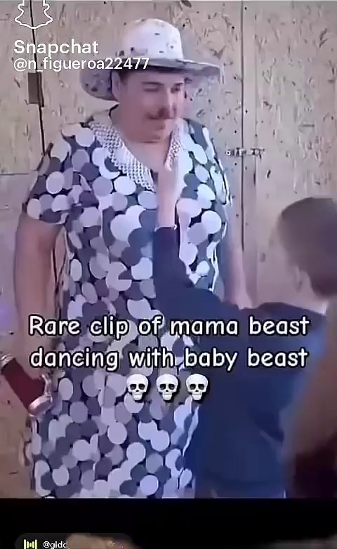Snapchat @n_figueroa22477 Rare clip of mama beast dancing with baby ...